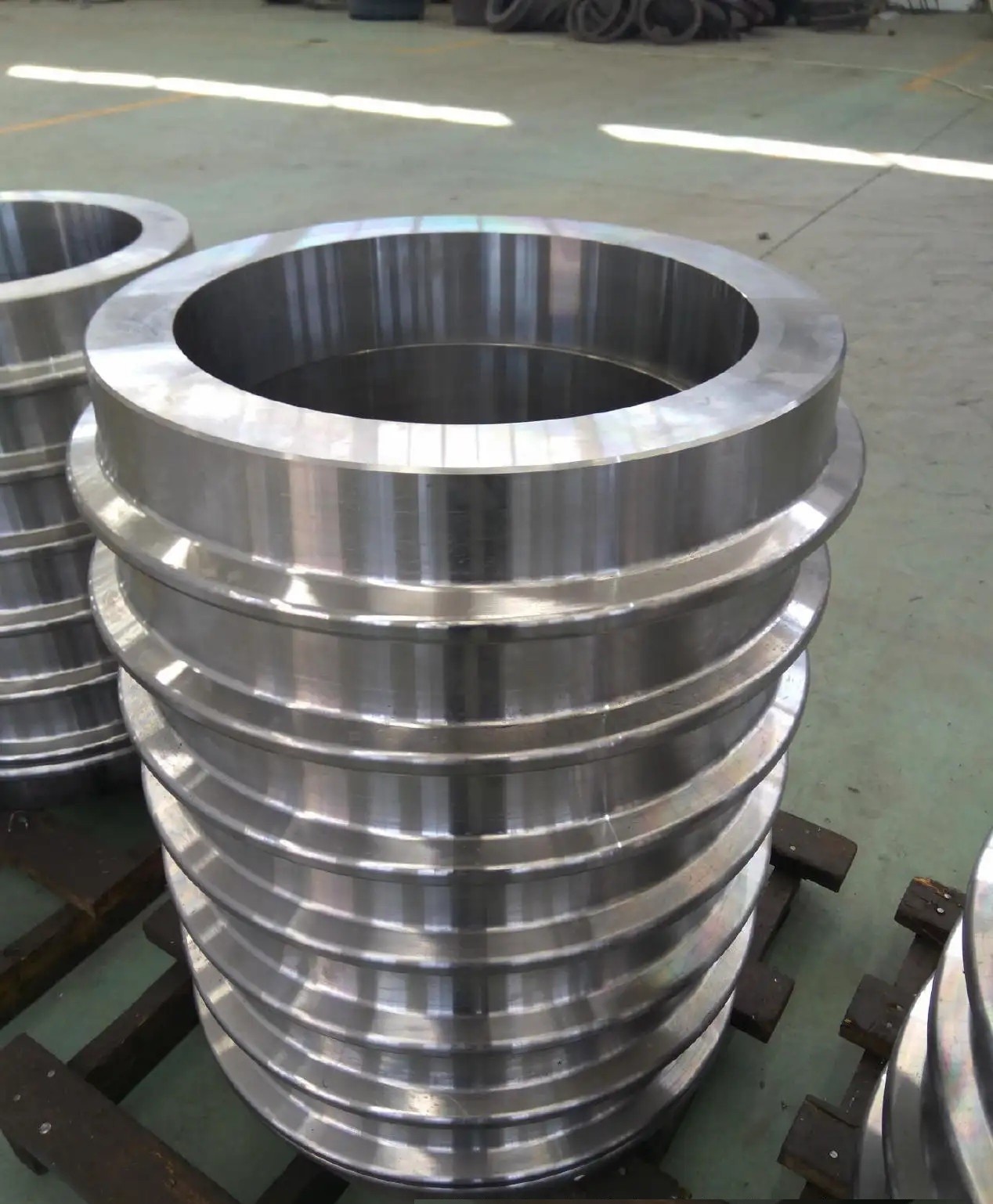 Resilient Split Forging Wheels Railway Tyres For Tram And Metro Light Rail
